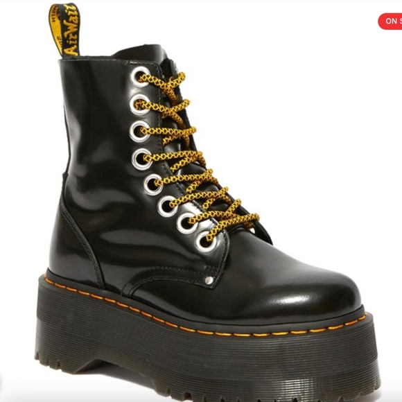 Dr. Martens | Shoes | Jadon Max Platform Boots Sz 7 | Poshmark
